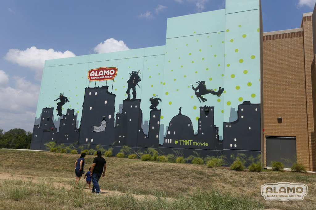 The Mural and Advance Screening of the Teenage Mutant Ninja Turtles at ...